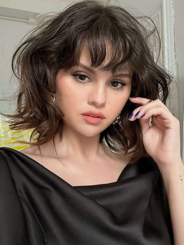Inspire-se nestes looks da Selena Gomez - Fashion à Porter