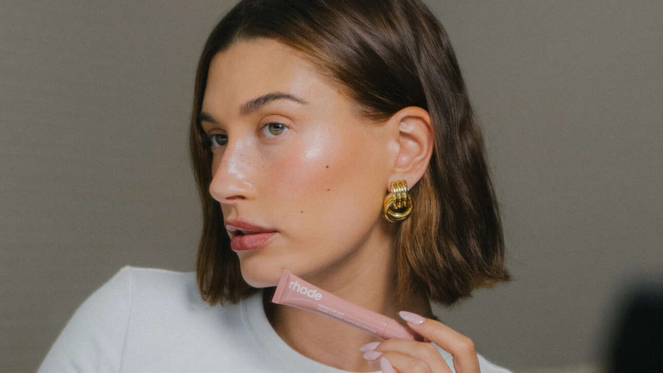 Rhode: Hailey Bieber lança lip tint em quatro lindas cores; conheça ...
