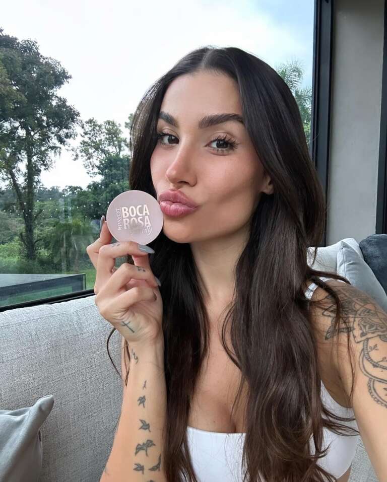 Pó solto ou pó compacto: descubra em detalhes a melhor escolha para sua ...